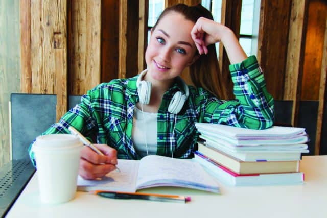 Understanding IB Diploma Core: TOK, EE & CAS Points Guide